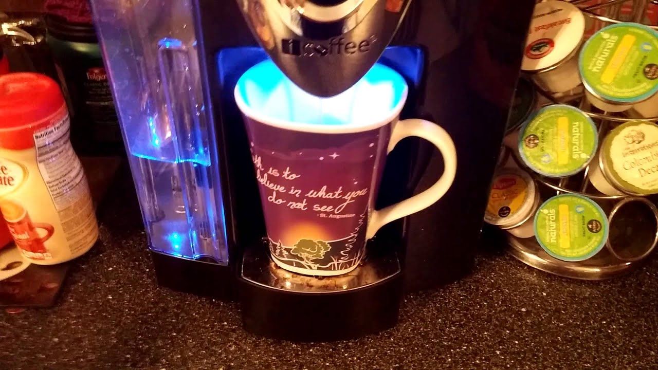 Changing Color Coffee Mug - YouTube