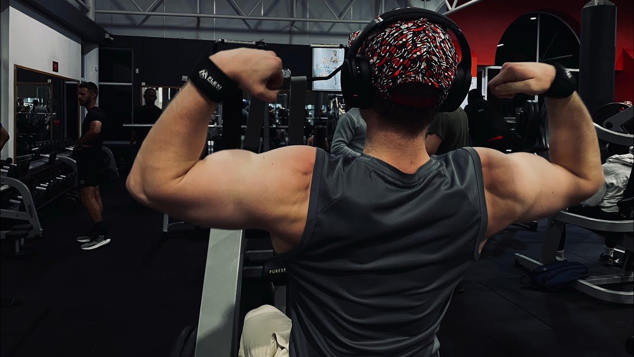 How to grow your back | FULL BACK WORKOUT - YouTube