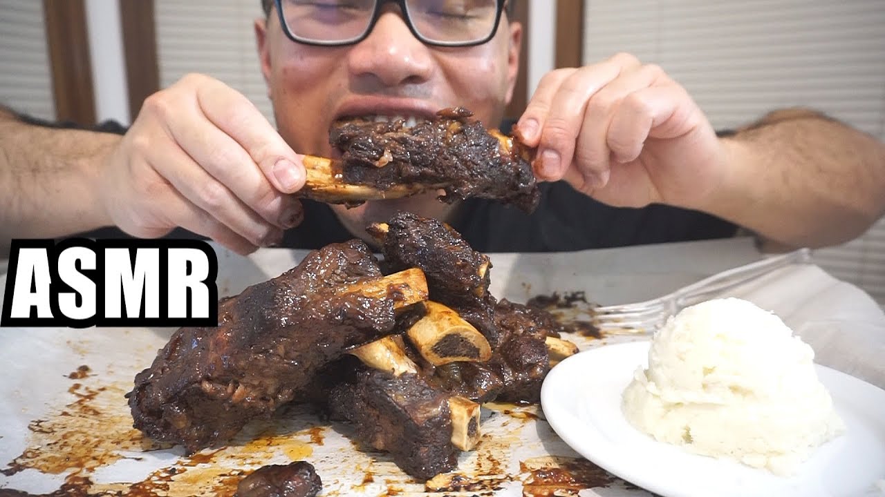 STICKY BEEF RIBS *SATISFYING EATING SOUNDS - YouTube