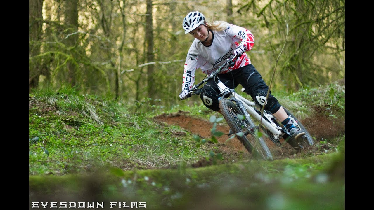 A Weekend With Manon Carpenter - YouTube