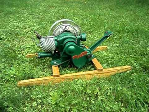 Maytag 92 Hit and Miss Engine - YouTube