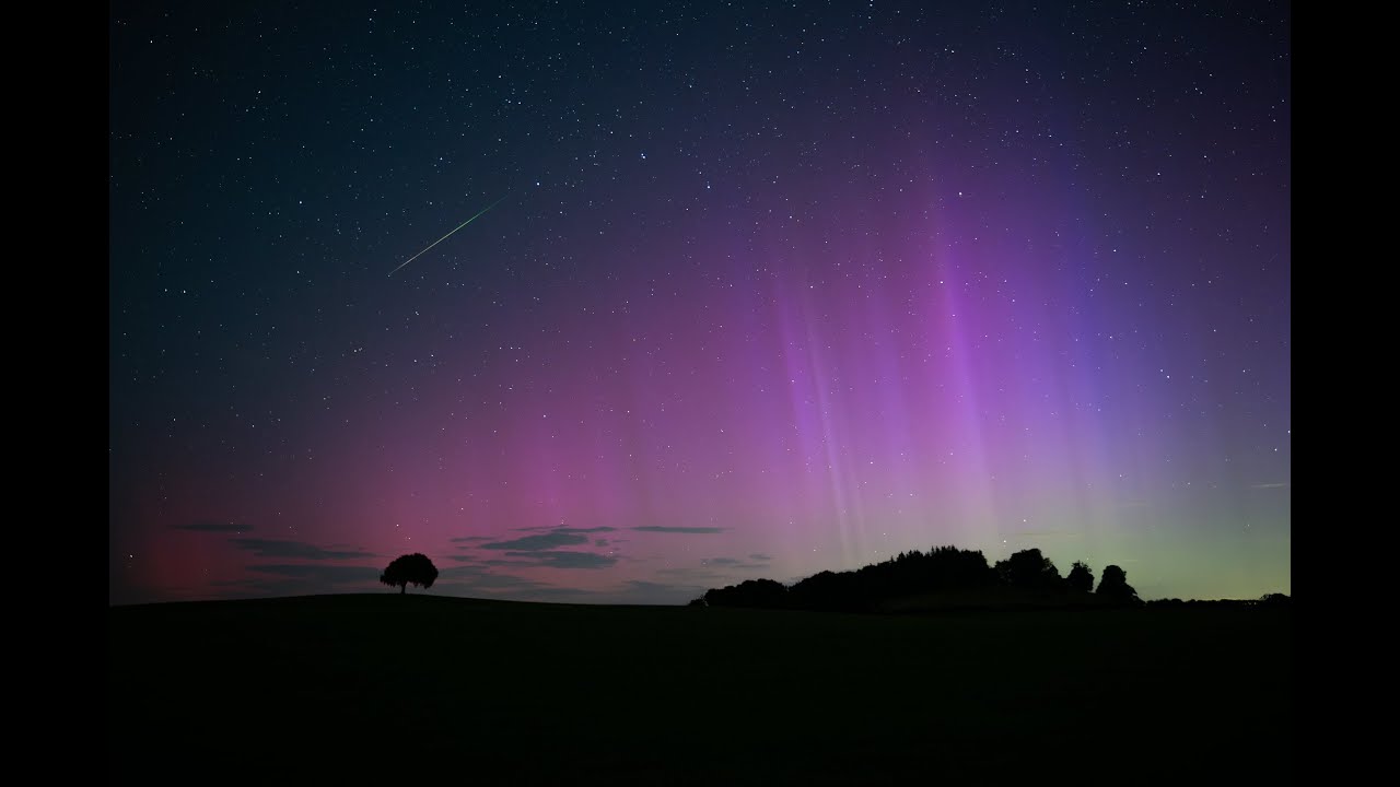 Northern Lights and Perseids Meteor Shower Timelapse 8K - YouTube