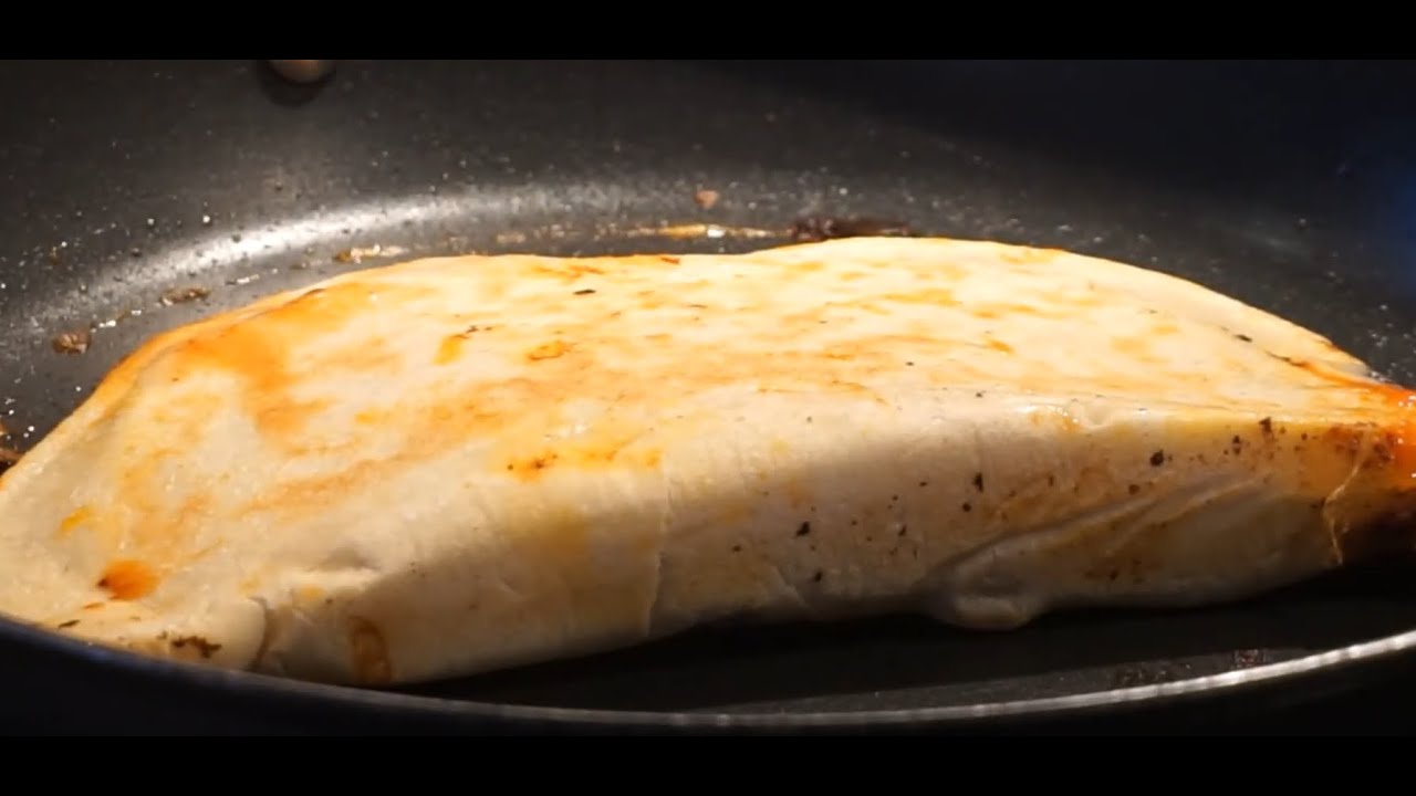Calzone(Folded Pizza) - YouTube