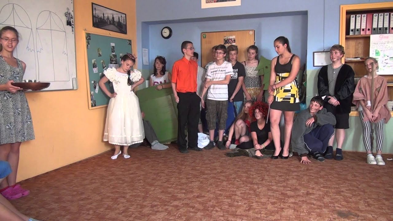Divadlo - YouTube