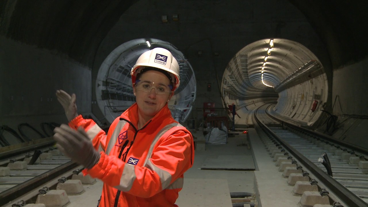 Crossrail railway systems: Track installation update, December 2016 ...