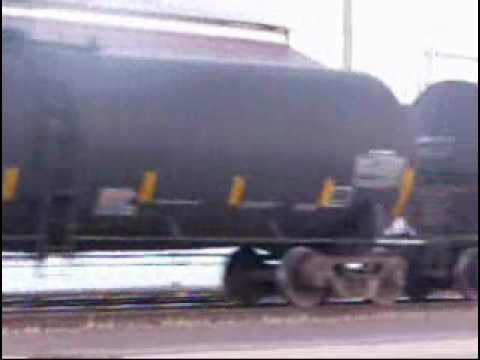 UP 5705 east & UP 2305 east - YouTube