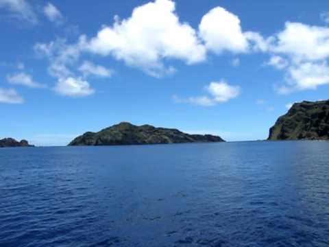 Entering Maug Lagoon from the South - YouTube