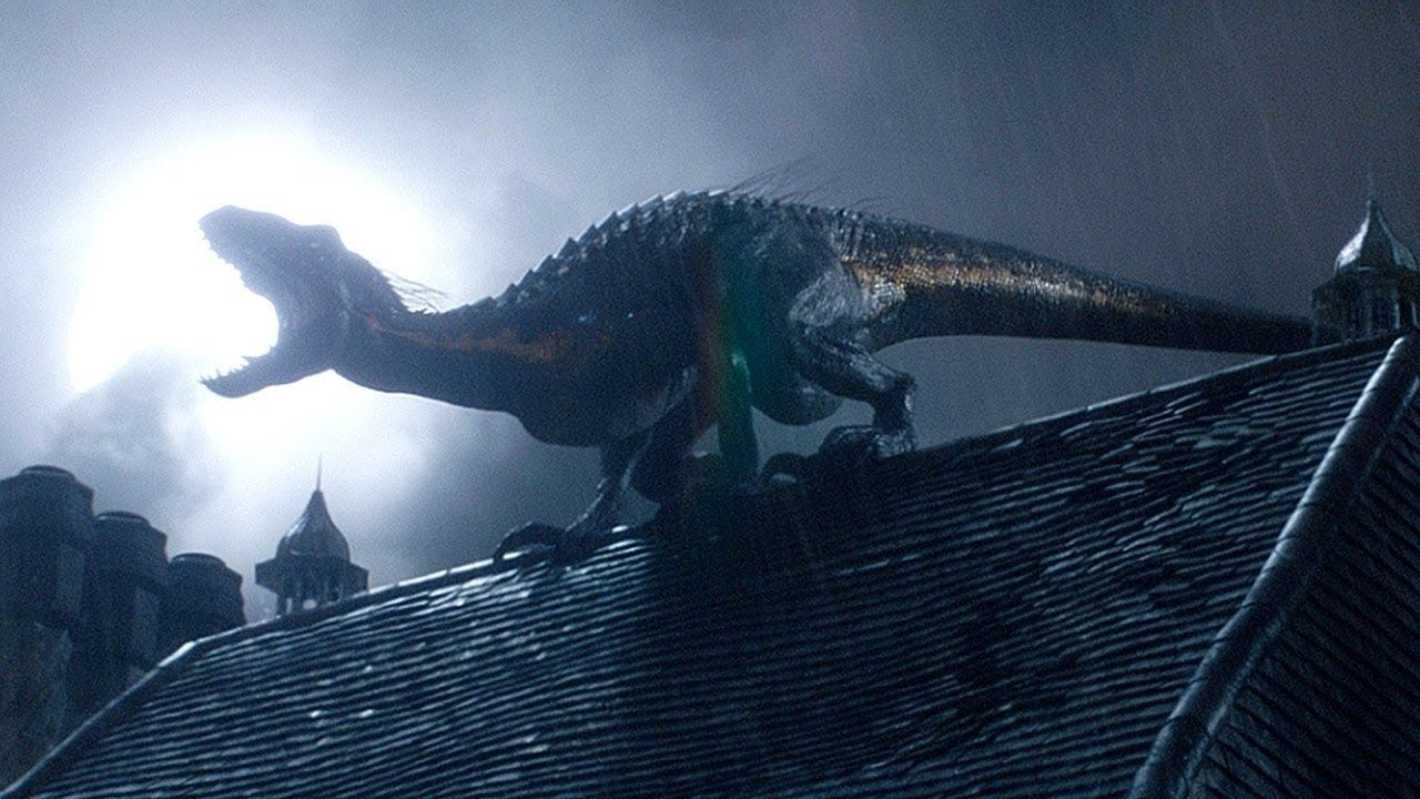Indoraptor roars at Locklwood Manor's roof | Jurassic World: Fallen ...