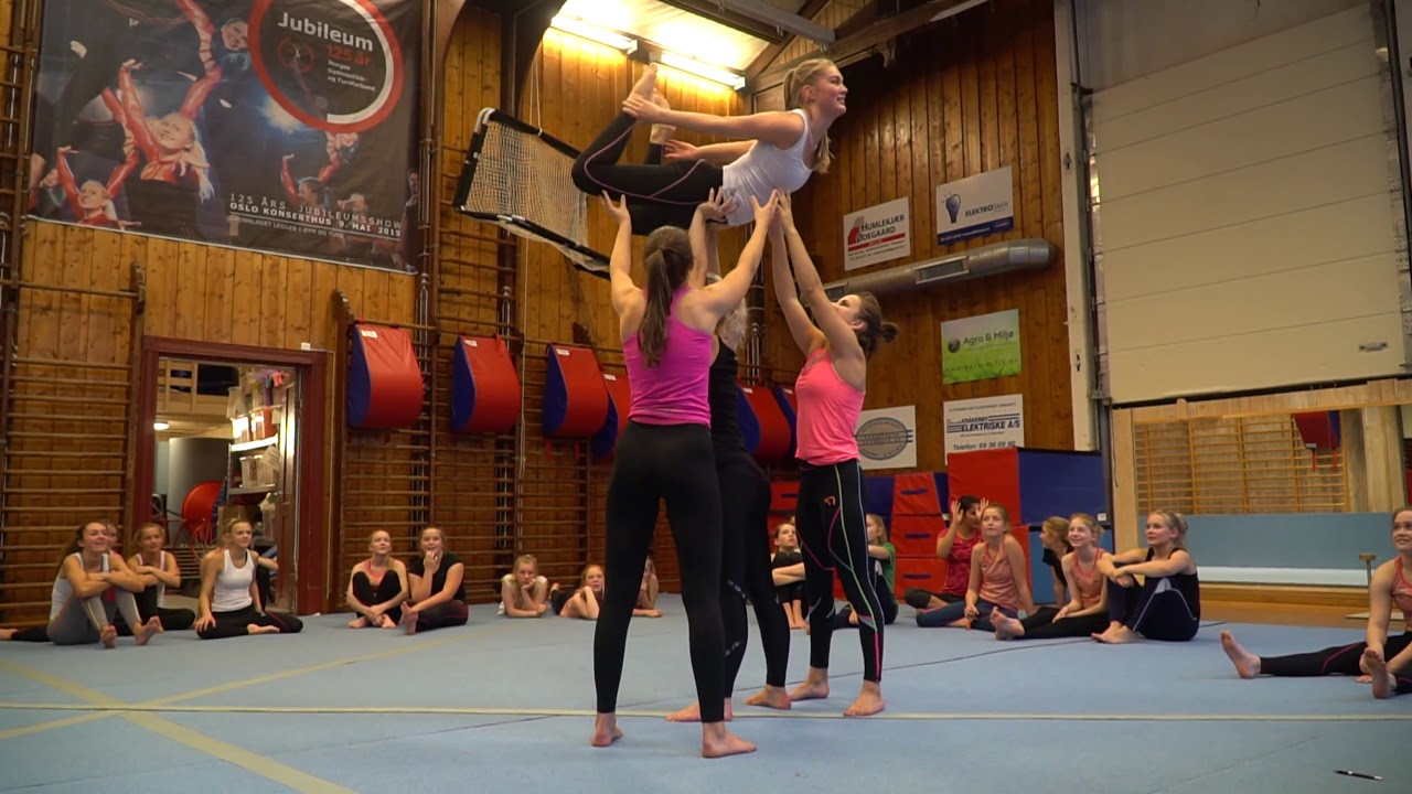 Acrobatic Course at Fredrikstad Turn - YouTube