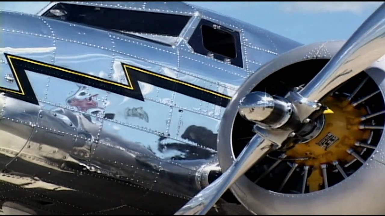 1936 Lockheed Electra 12A Junior - Fly/In Cruise/In - YouTube