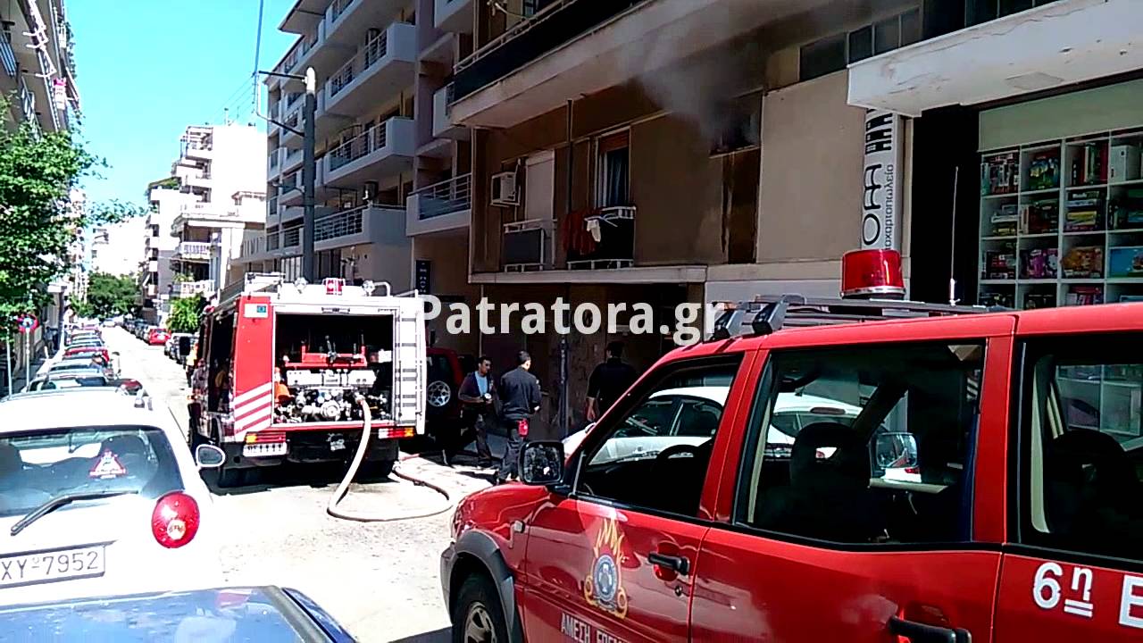 Patratora.gr ΠΑΤΡΑ - ΦΩΤΙΑ ΔΙΑΜΕΡΙΣΜΑ - YouTube