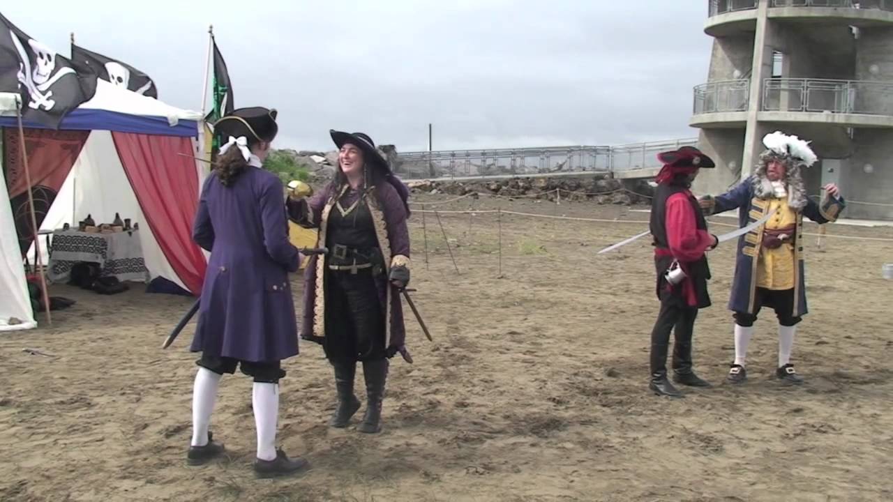 Rusty Scuppers Pirate Daze 2012 part 2 - weather and weapons - YouTube
