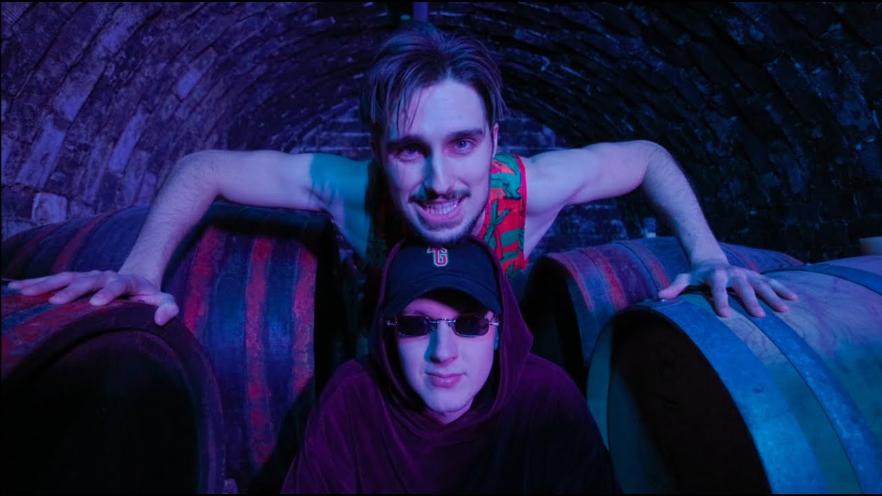 Mirror Glimpse - Buliszervíz (Official Music Video) - YouTube