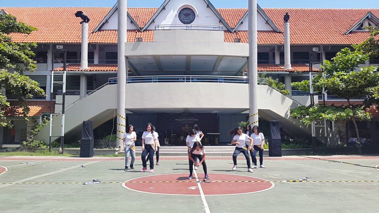 Pagelaran SMA Karangturi 2016 - YouTube