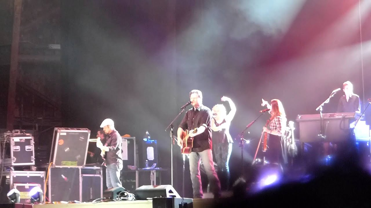 Blake Shelton Some Beach - YouTube