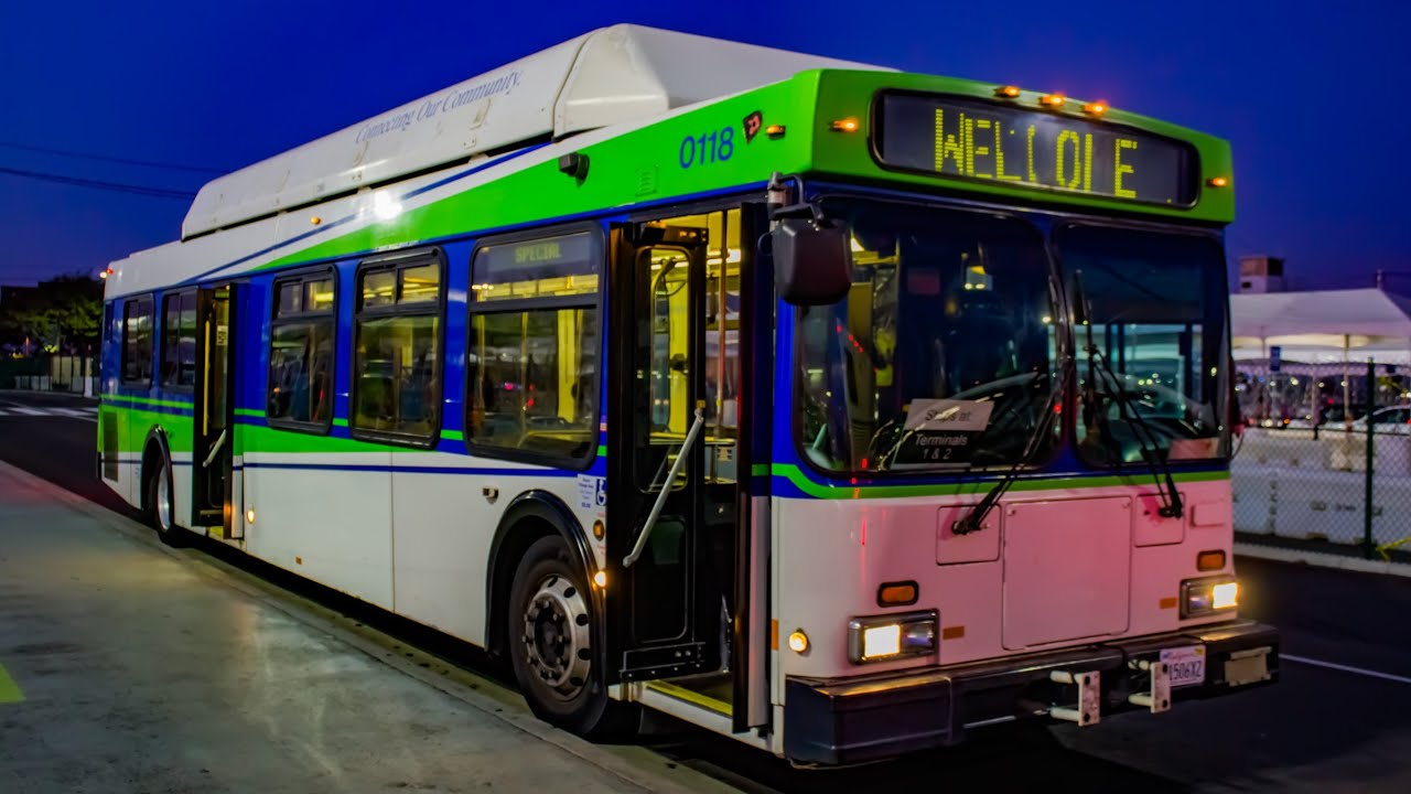 LAX-it/LA Charter Bus Lines 2001 New Flyer C40LF 0118 (ex Omnitrans ...