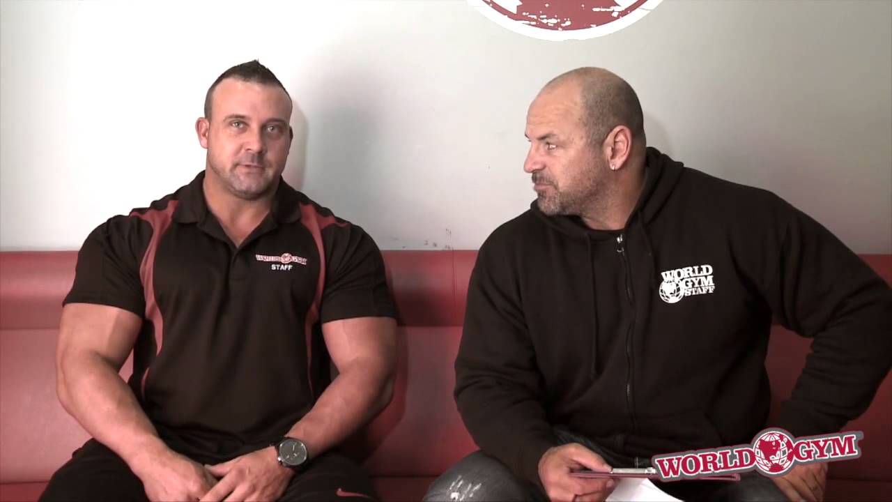 Jon Davie interviews Logan Robson at World Gym Ashmore - YouTube