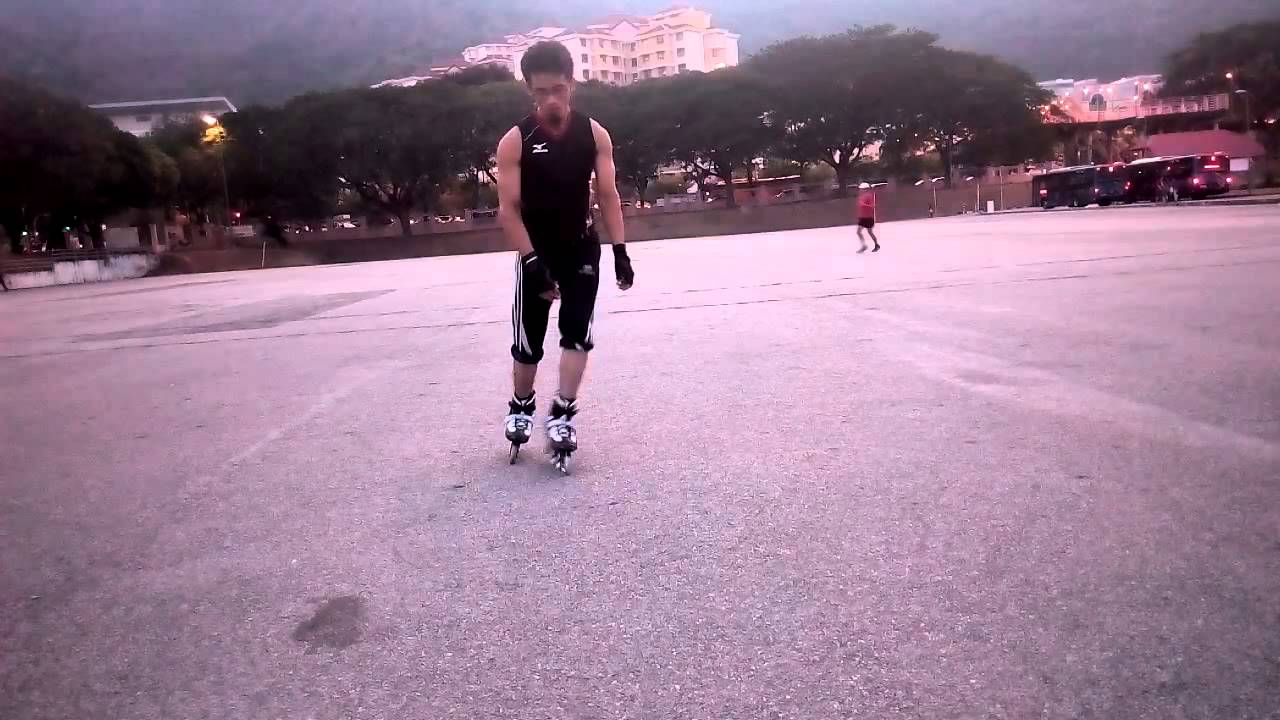 Rollerblading backwards in line + 2 wheels 13/4 - YouTube