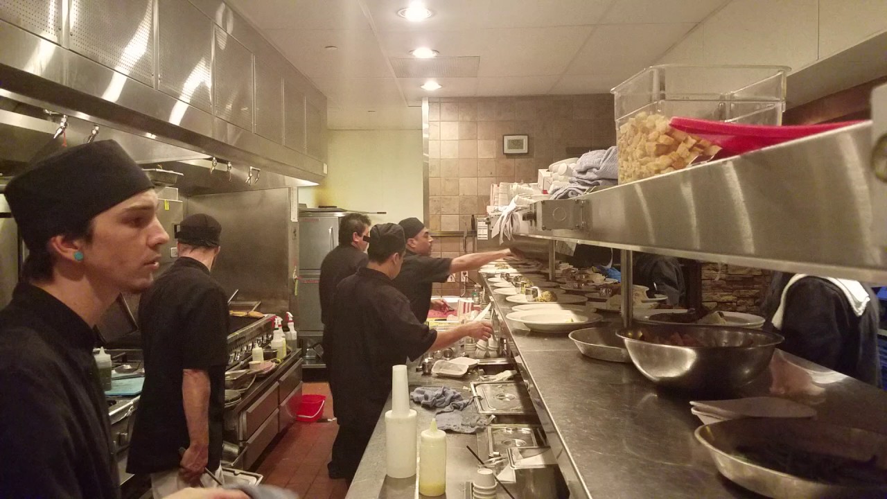 Thanksgiving day at the keg. Time-lapse - YouTube