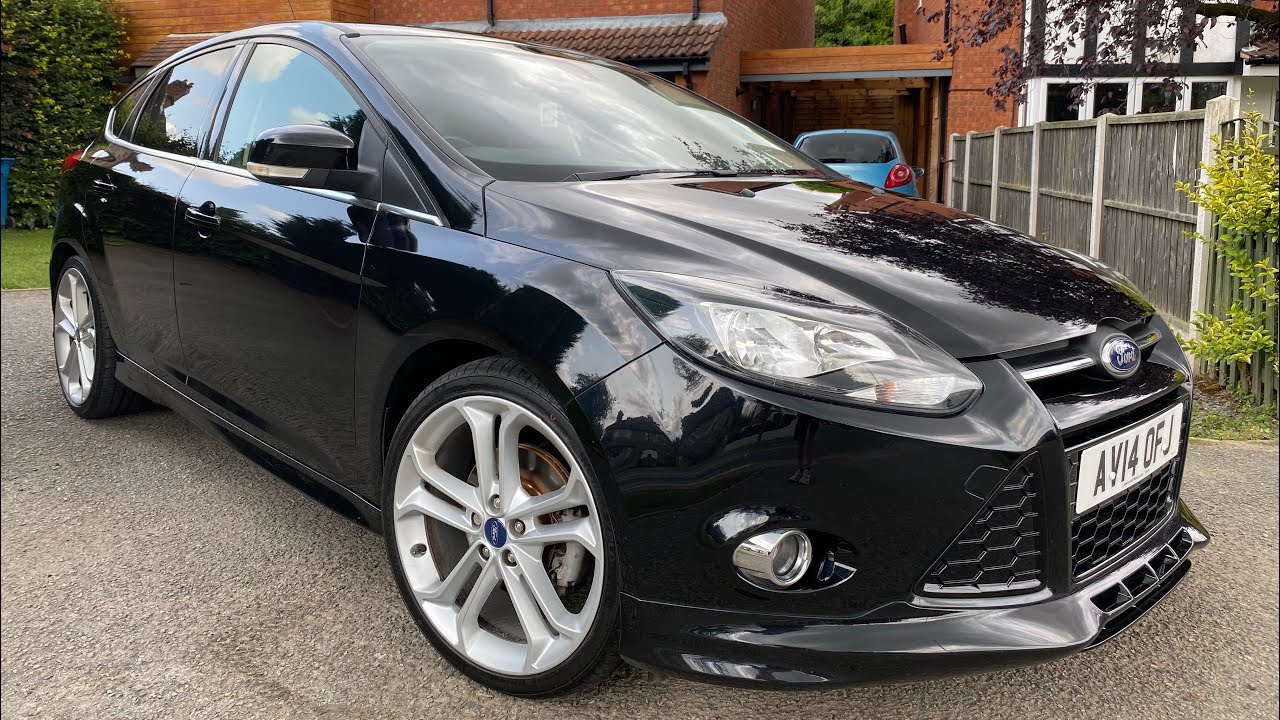 Ford Focus Zetec S walk around video - YouTube