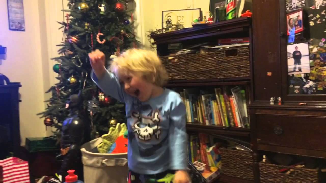 Crazy kid dancing Plymouth Connecticut - YouTube