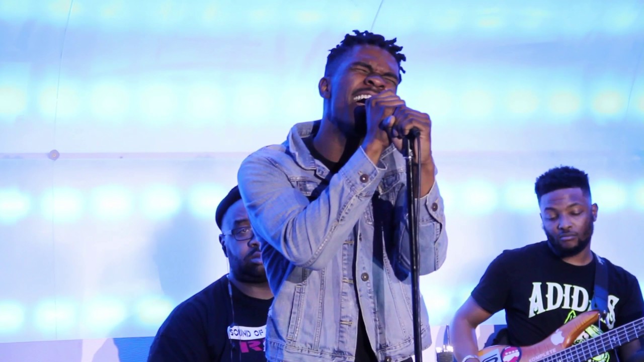 "A House Is Not A Home" covered by George Lovett - YouTube