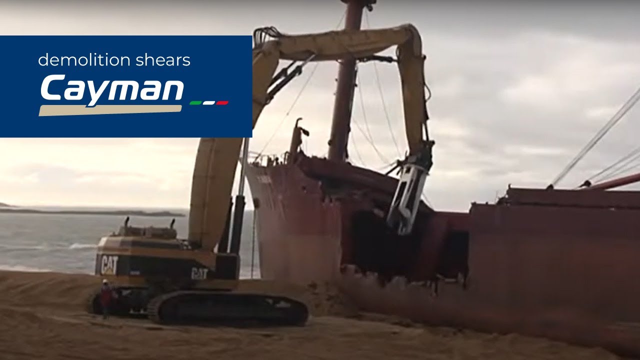 ZATO Demolition Shear Cayman RC120 Underwater - YouTube