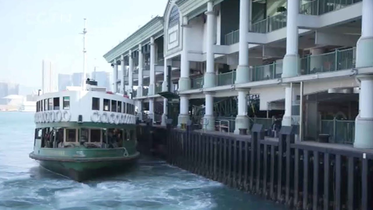 Revisiting Hong Kong's colonial history and return to China - YouTube