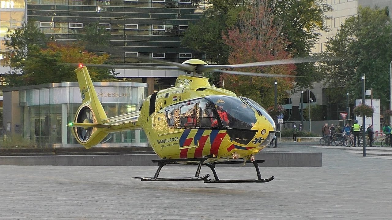 Take-Off Lifeliner 1 PH-DOC vanaf Jaarbeursplein Utrecht! - YouTube