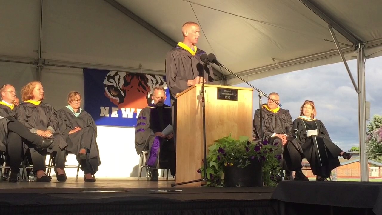 Cyrus Hostetler Newberg HS commencement address 2017 - YouTube