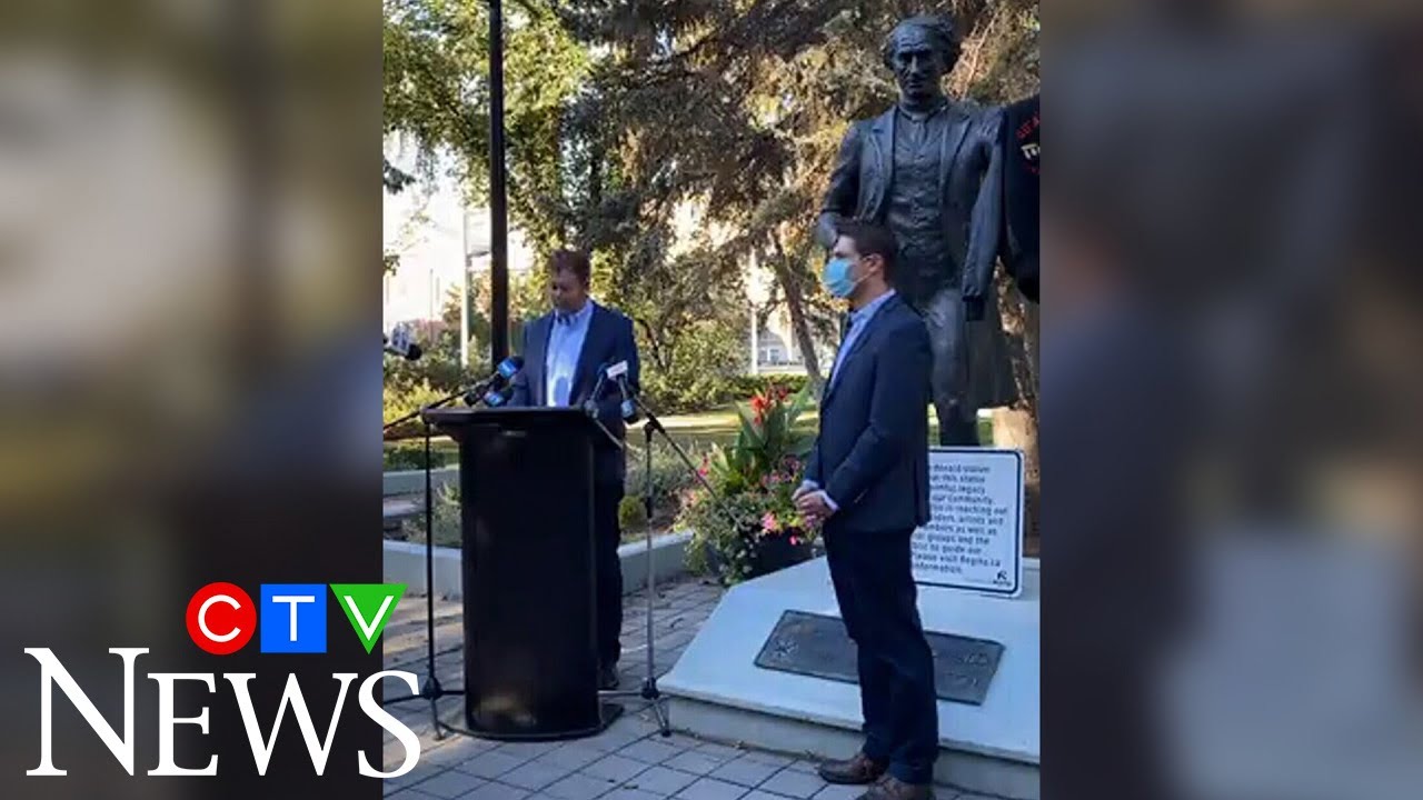 Andrew Scheer holds rally in Regina and gets fiercely heckled by ...