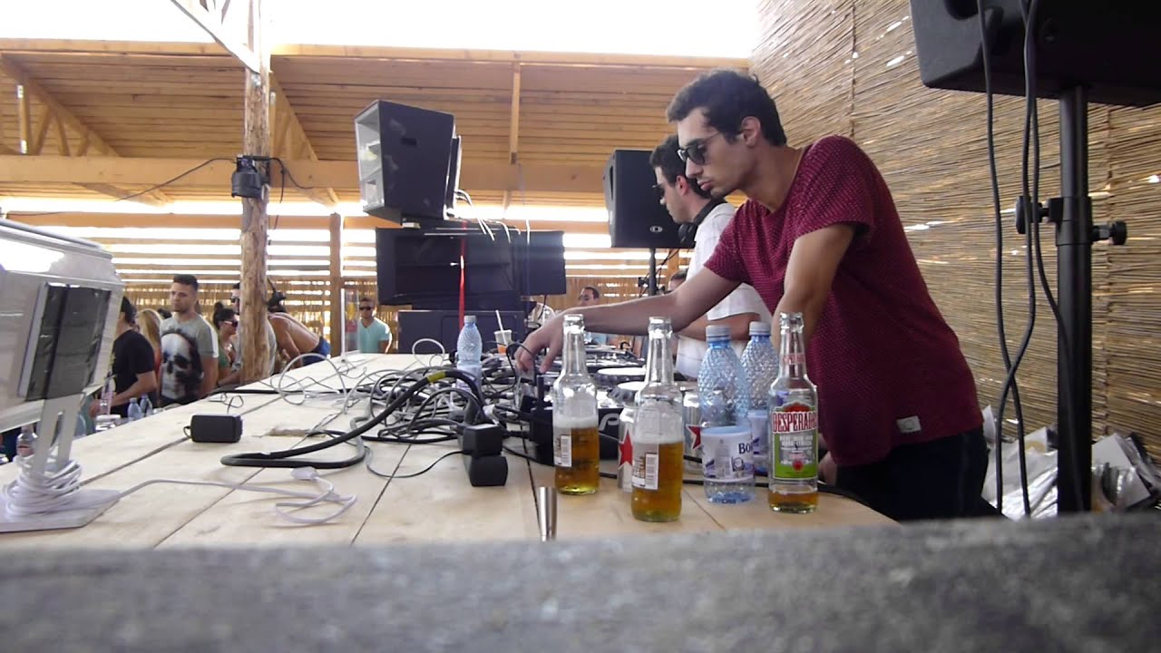 Dan Andrei-Cristi Cons-Tulbure @ SW16 - YouTube