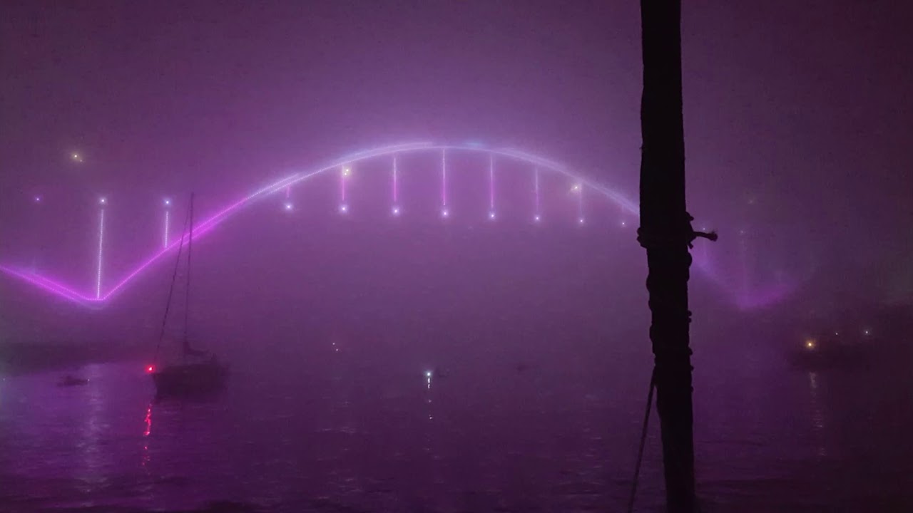 Milwaukee Bridge Lights Like You've Never Seen - YouTube