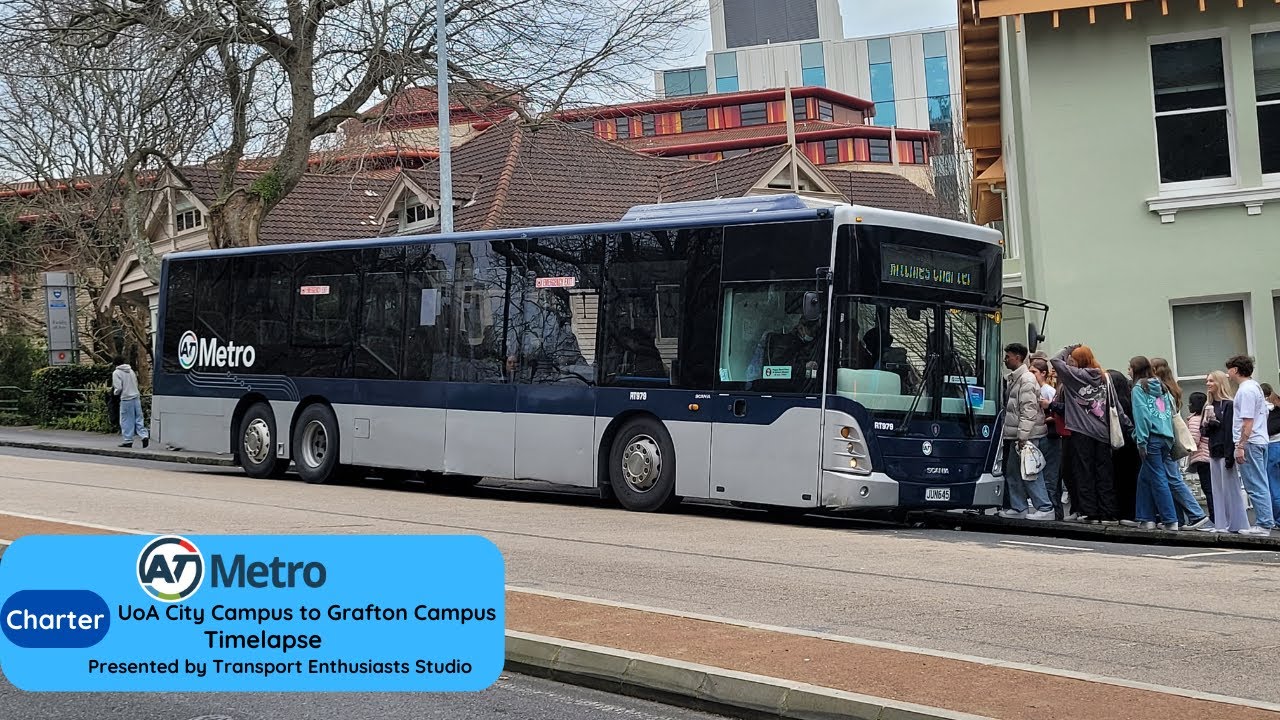 [Portuguese Griffin] Ritchies Transport RT979 JUN645@ UoA Open Day ...