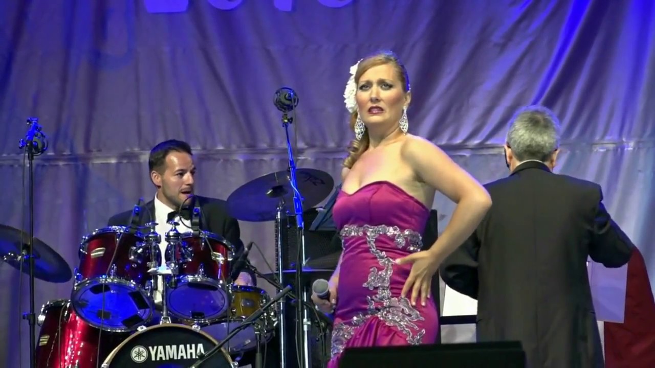 NURIA MOLINA.-CANCION ESPAÑOLA.- - YouTube