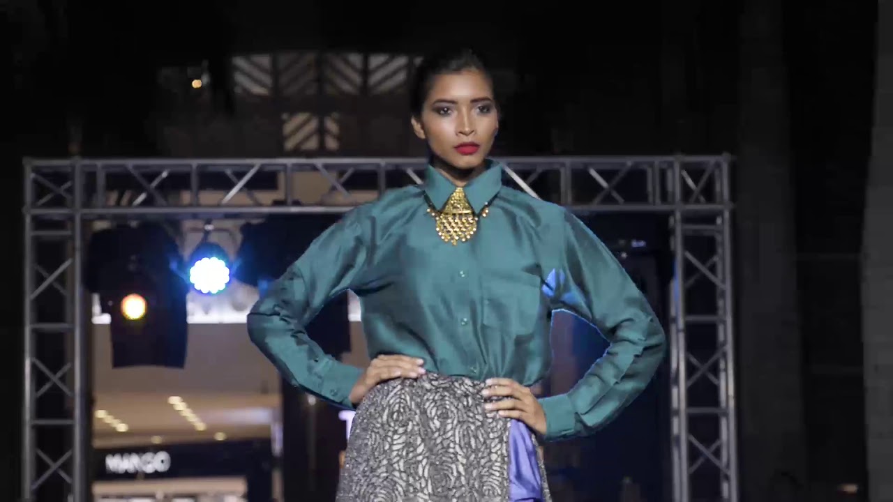 JETHA TULSIDAS FASHION SHOW 2019 - YouTube