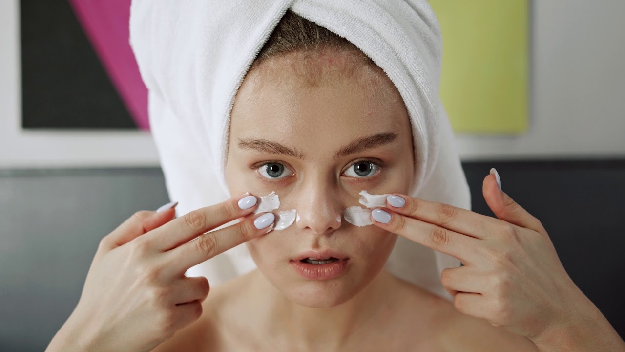 Skin care ( stock video)(2) - YouTube