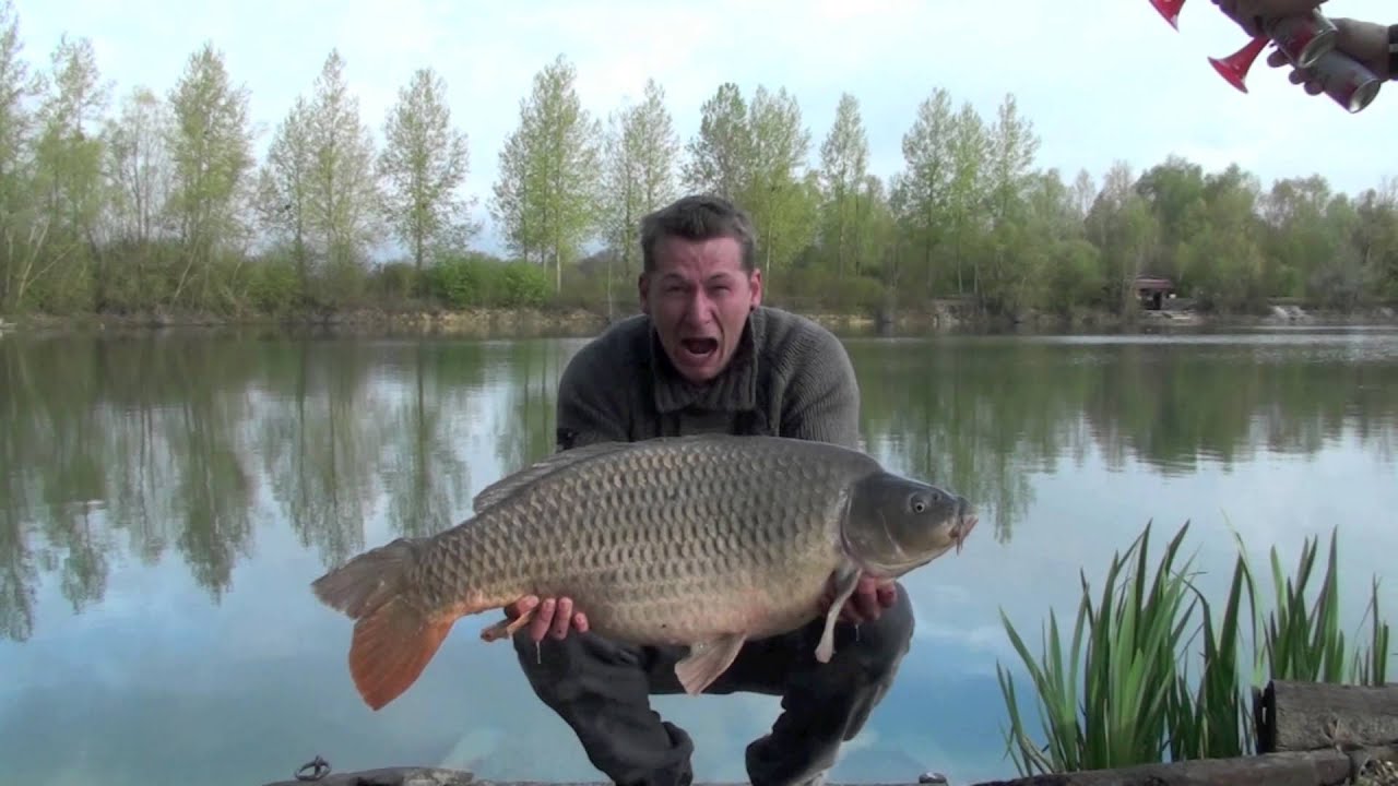 Juvigny Carp Fishing France - YouTube