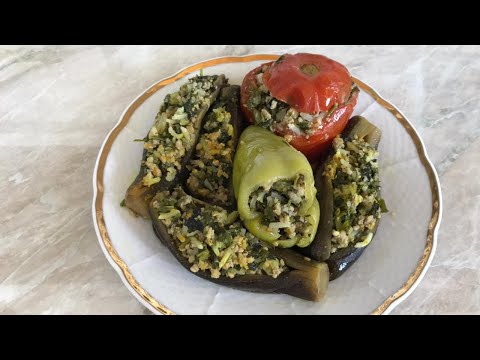 Badımcan dolmasının hazırlanması. Долма из баклажана.. Stuffed eggplant.