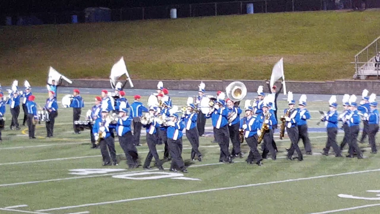 2017 Tuslaw marching mustangs at the Lake Band show - YouTube