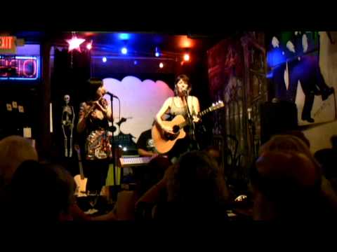 Ominé Eager Live \