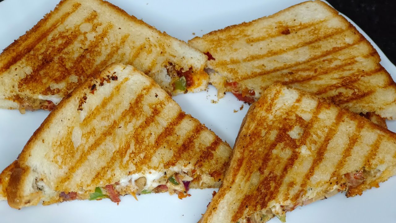Cafe style veg grilled schezwan sandwich recipe |सिर्फ़ 5 मिनट में बनाए ...