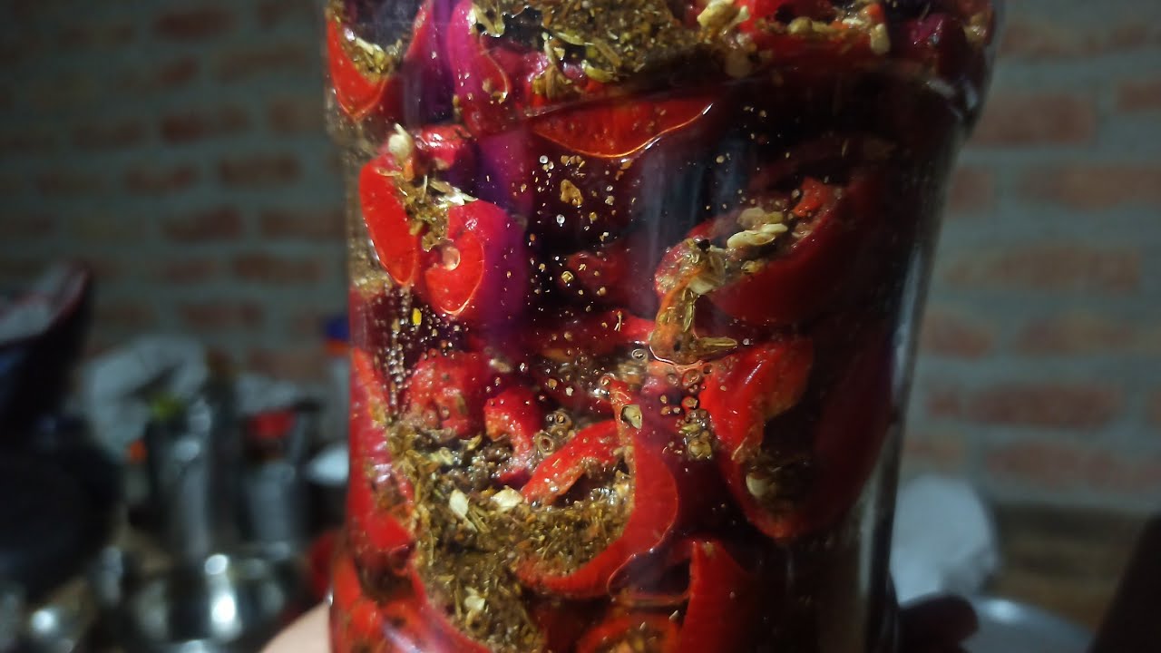red chilli achar recipe, लाल मिर्ची का भरवा अचार - YouTube