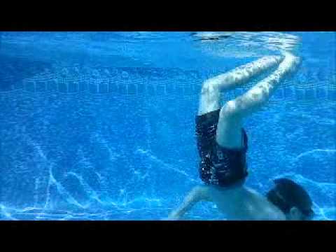 backflip underwater - YouTube