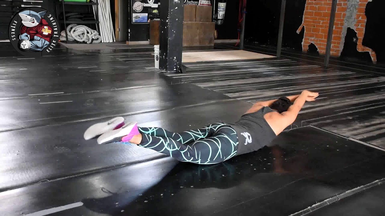 HOLLOW BODY ROLL - YouTube