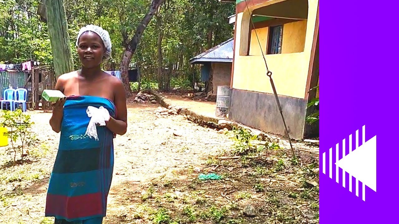 CRAZY VILLAGE SHOWER WITH MY BEST FRIEND (KENYA IN AFRICA). - YouTube