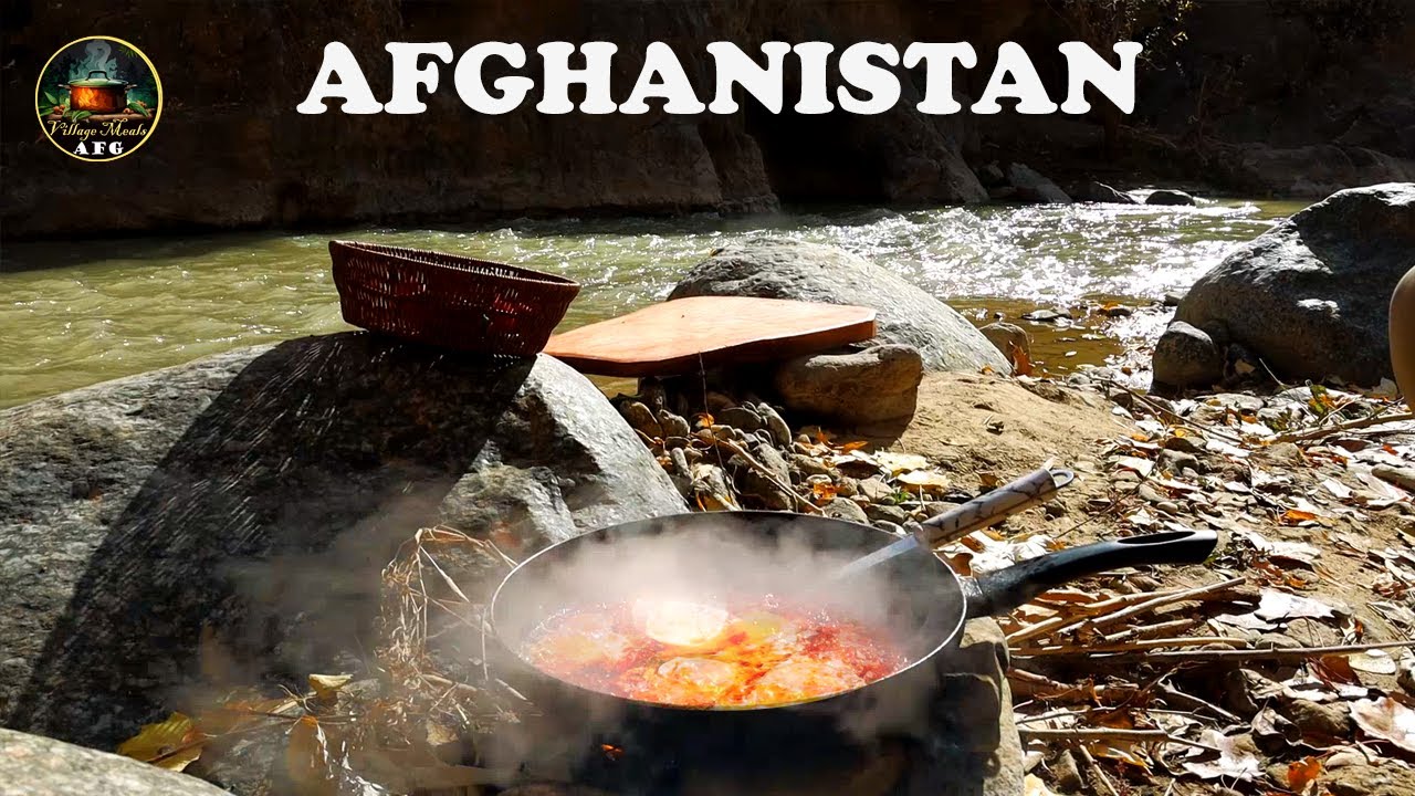 Egg Breakfast by Logar River (دریای لوگر) 🔥 Cooking in Nature ...