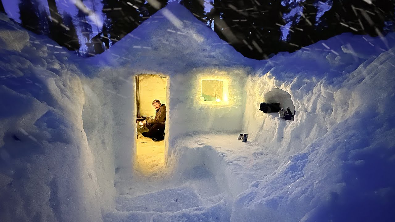 Cozy Snow Shelter Camping in a Snowstorm | Building a Bushcraft Shelter ...