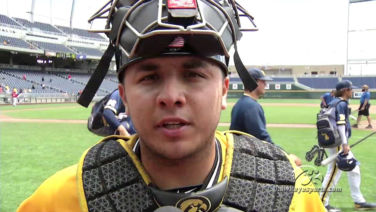 Thank you, Hawkeye Baseball fans! - YouTube