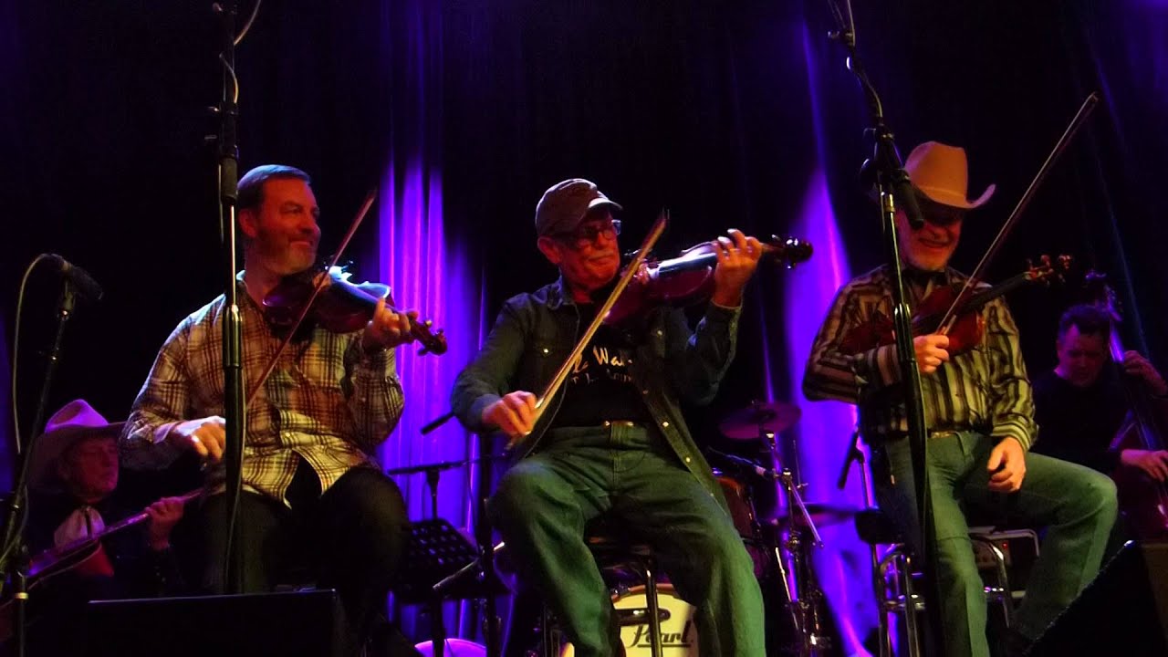 The Time Jumpers - Six Pack To Go - YouTube